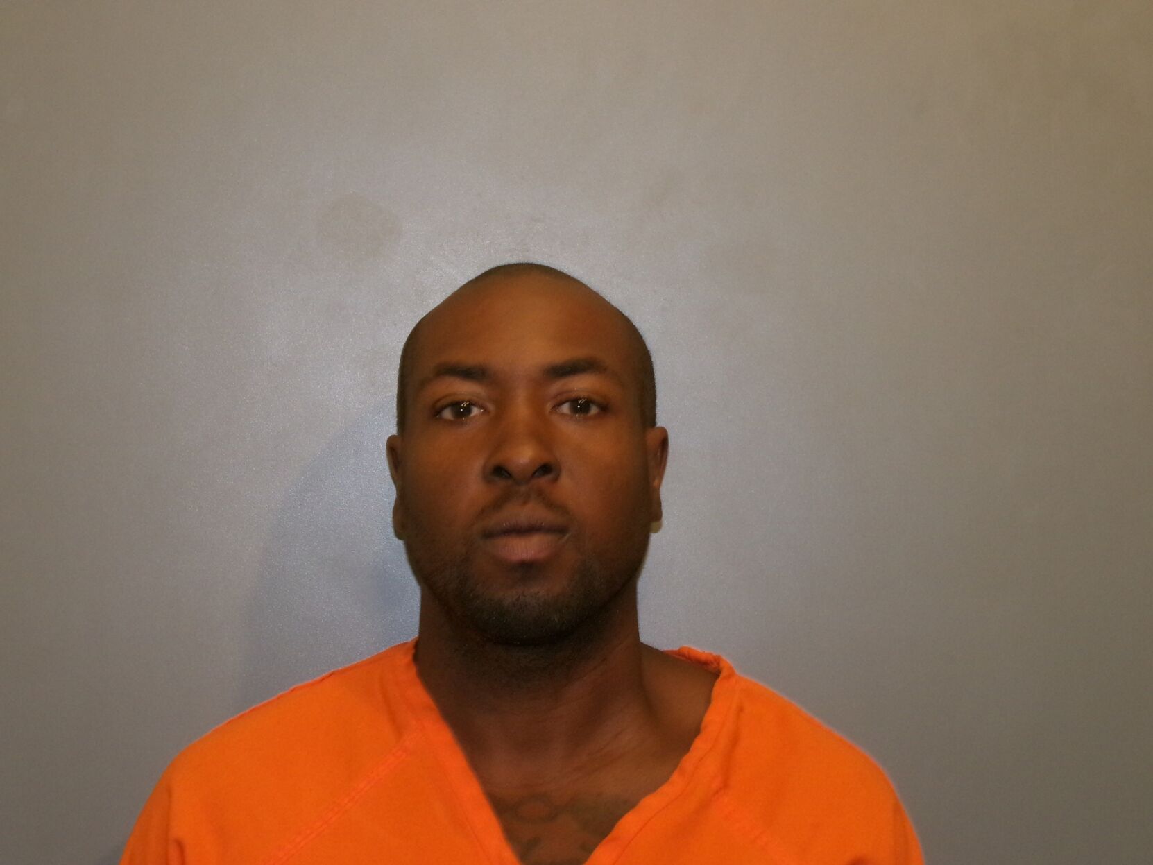 Jail inmate charged with throwing urine at officers | The Hawk Eye ...