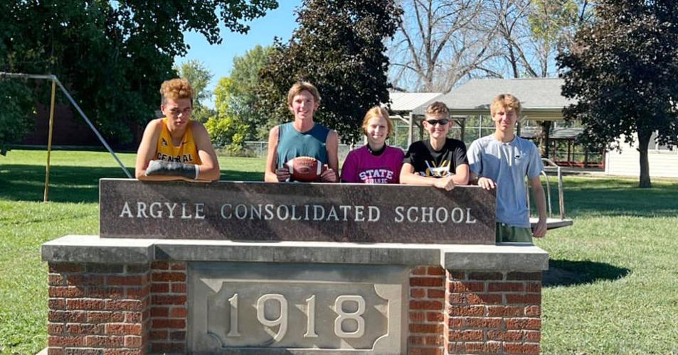 20-mile game ball relay ushers in CL Homecoming Week | Daily Gate City ...