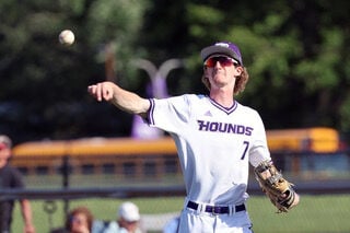 Noah Krieger throws | The Hawk Eye - Burlington, Iowa ...