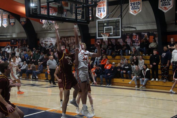 Boys basketball: Illini West's Wes Robertson reaches 1,000 career ...