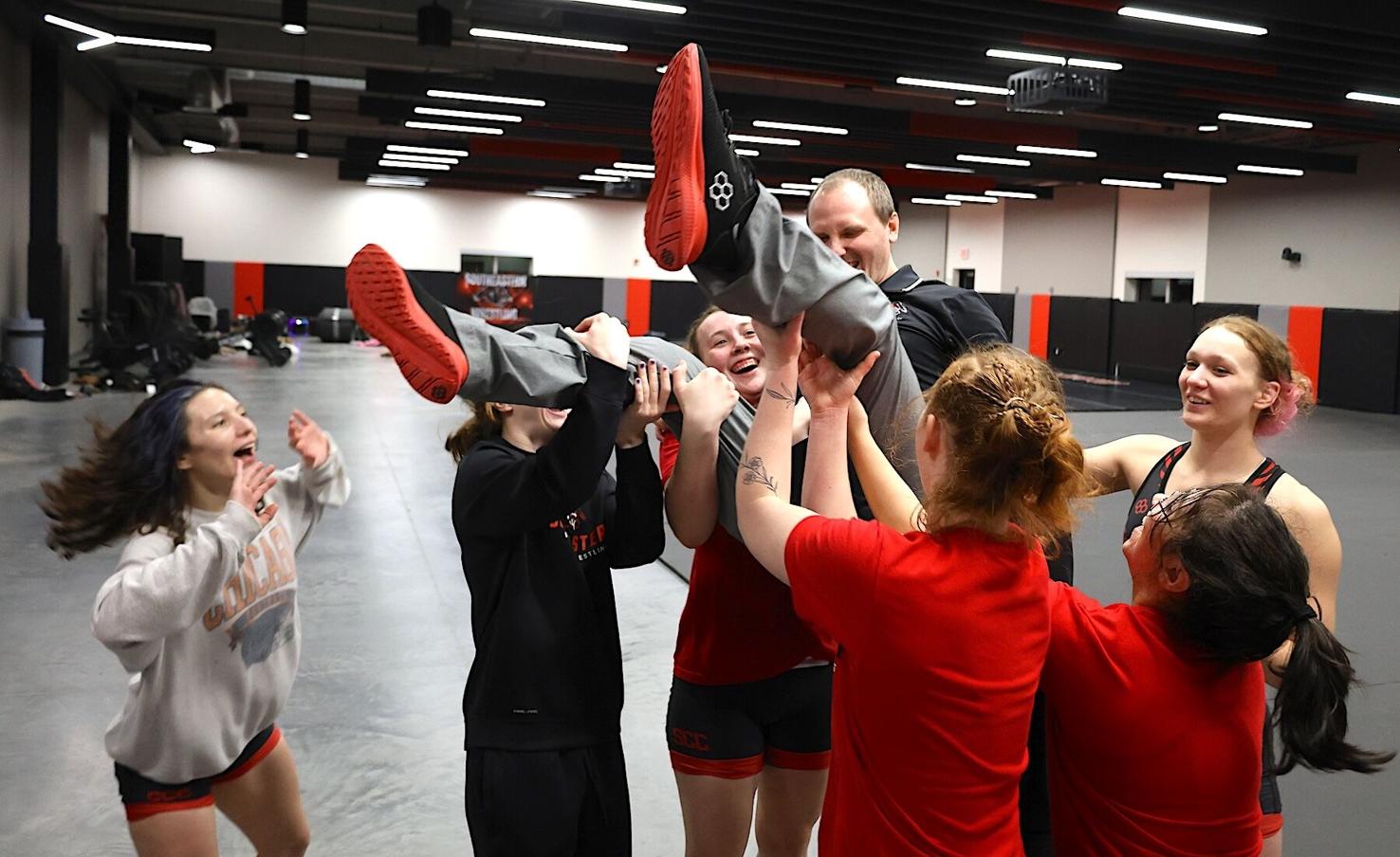 SCC WRT W vs Iowa Lakes jgaines 204.JPG | The Hawk Eye - Burlington ...