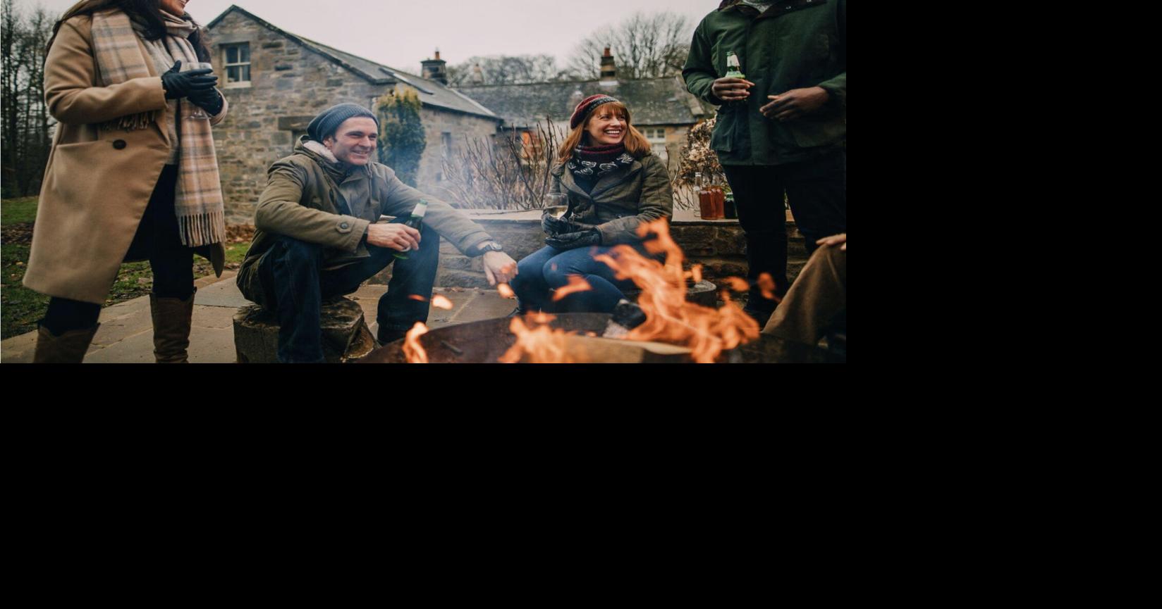 How to Throw an Outdoor Winter Party In Comfort and Style