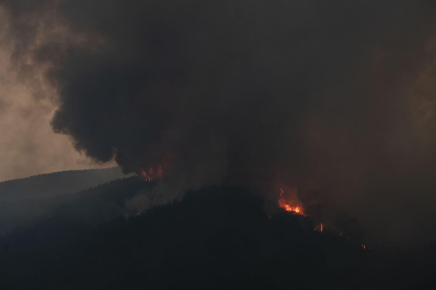 Sharrott Creek fire: Evacuations ordered for Montana blaze