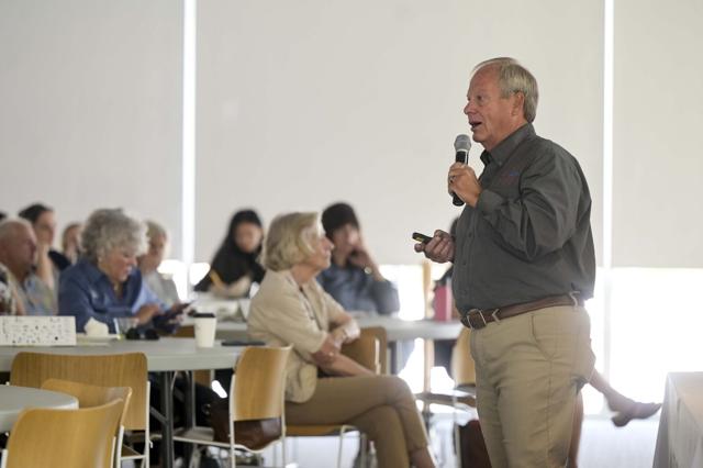 City Club Missoula hosts debate over the price of power