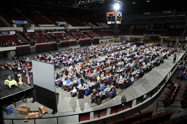 Archie Manning entertains crowd at Salespersons' Breakfast | Local ...