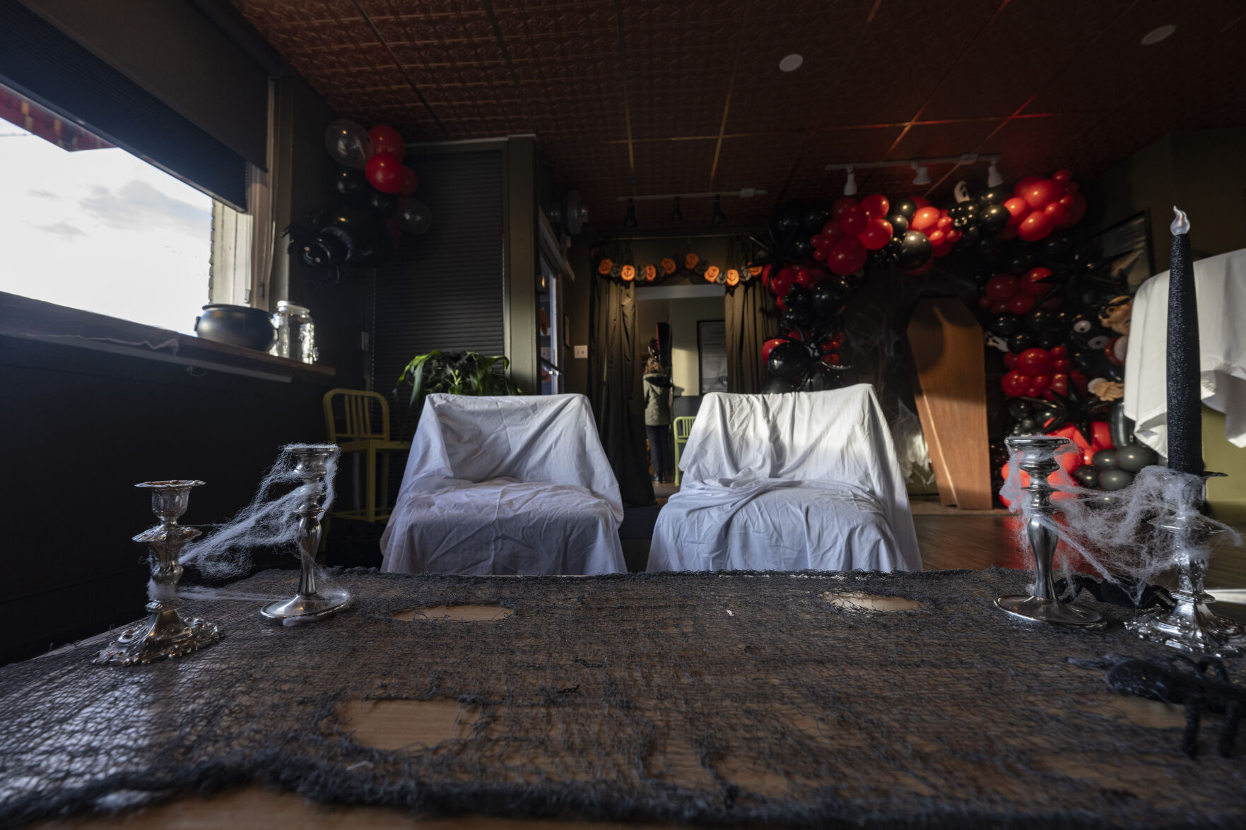 Roxy Lounge opens next door to Missoula Hip Strip theater