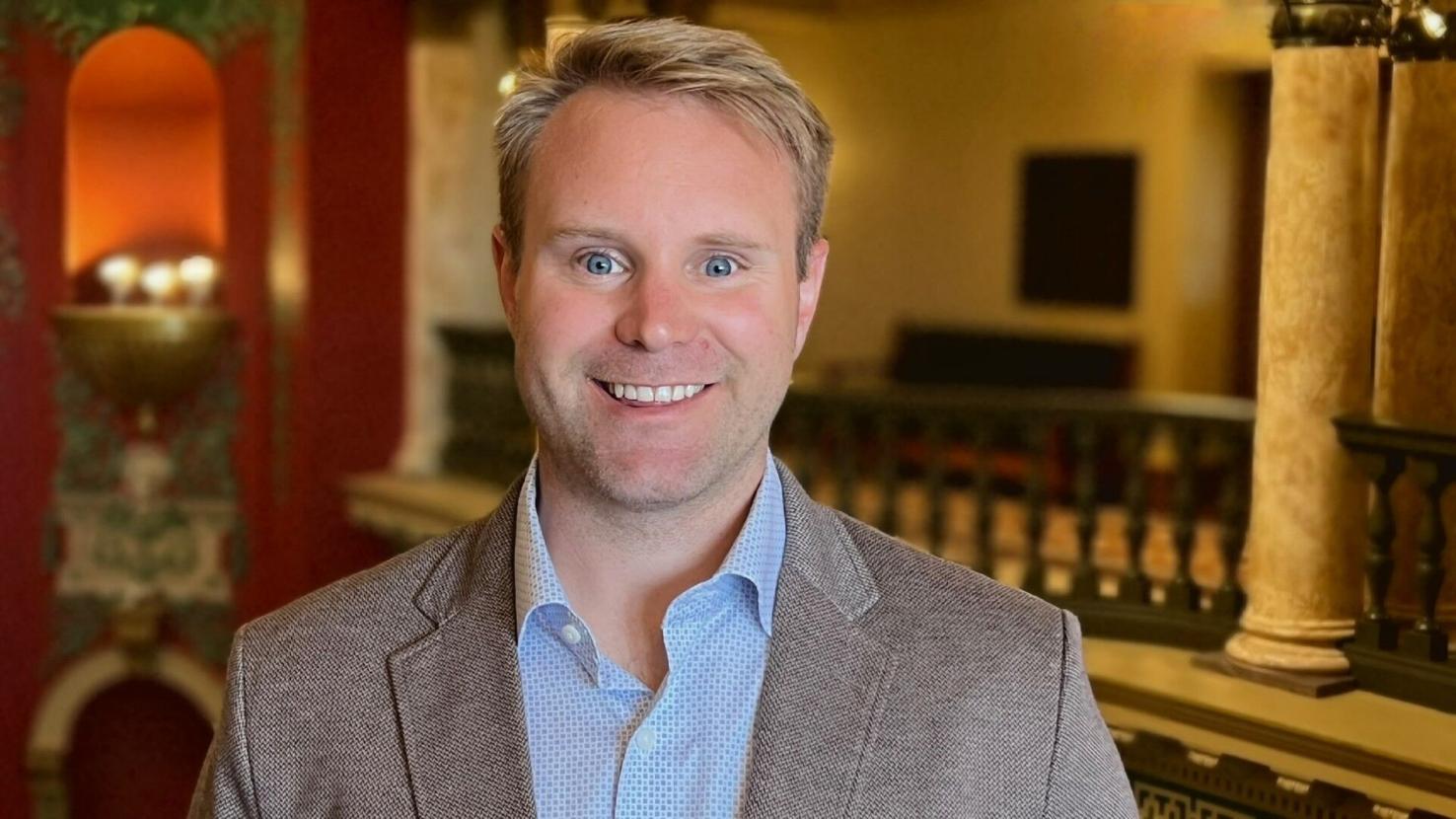 Collectivist policies lead to cold totalitarian horror