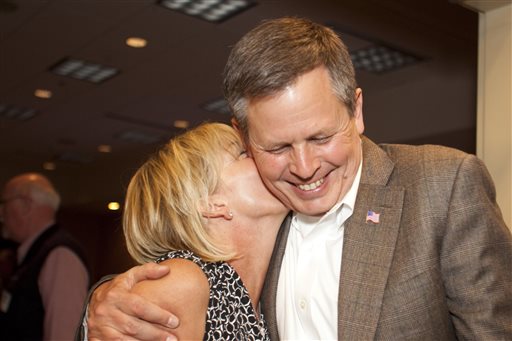Daines wins GOP nod, Walsh the Democratic nominee for Senate