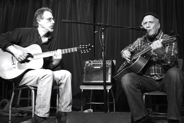 Guitarists pair folk, jazz at Crystal Theatre