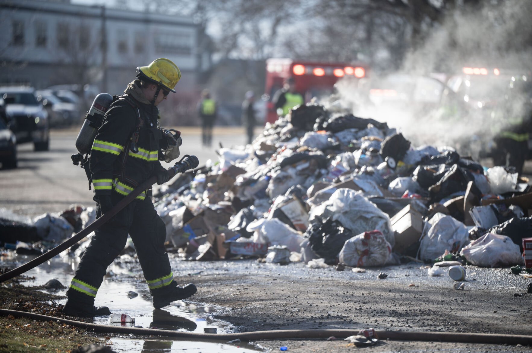 Missoula Fire puts out trash fire