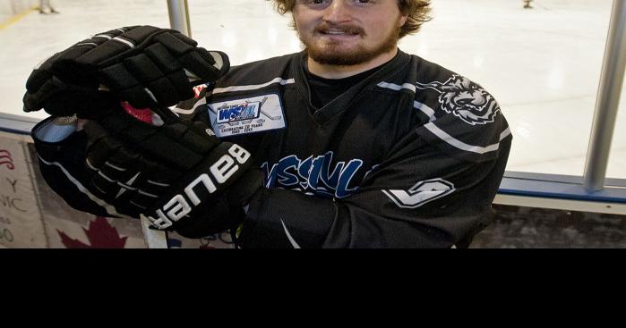 Meet Erik Hartzell: Puckster adds local flavor to Maulers