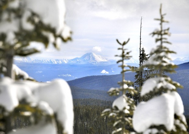 Nordic ski lessons free at Chief Joseph Pass