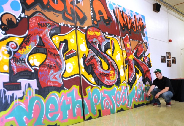 Hellgate students decorate graffiti mural with anti-meth message