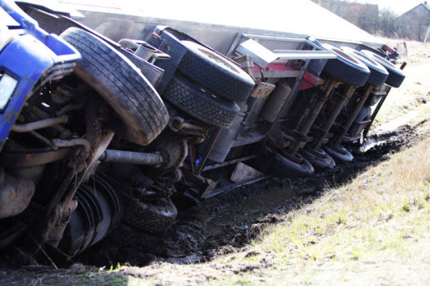 Cattle truck crashes near Butte, 6 cows killed