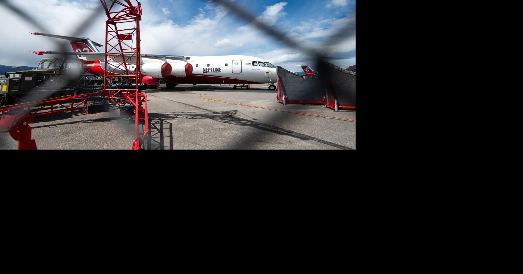 Neptune Aviation Tanker 02-1.jpg