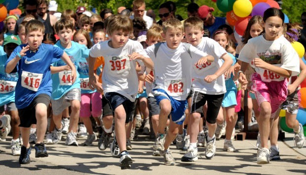 Ready to run: Marathoners gather for Caras expo; almost 300 children ...