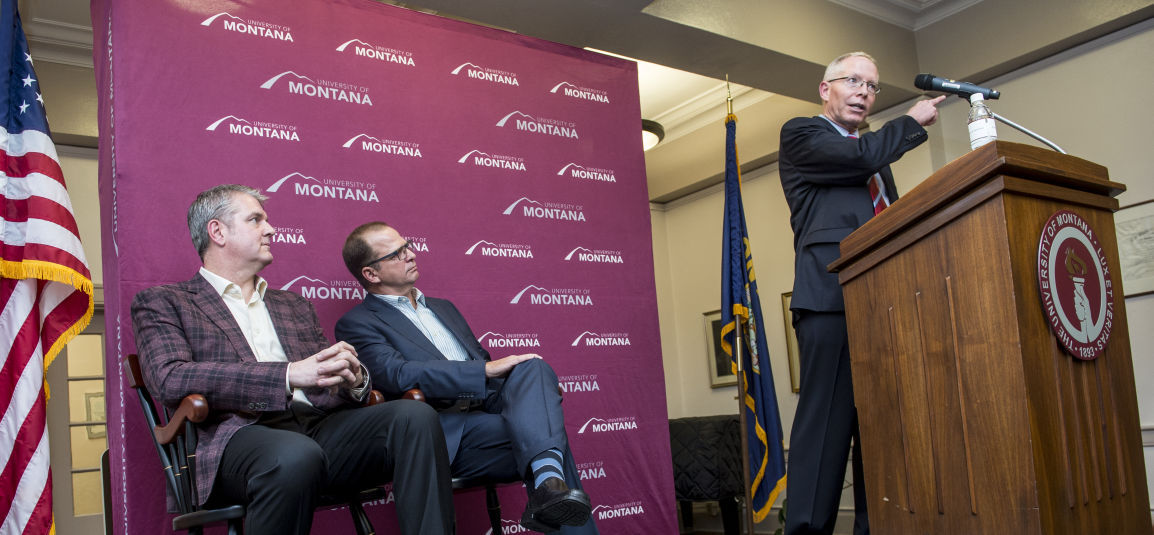 UM alumni donate $2M to School of Business Administration dean position