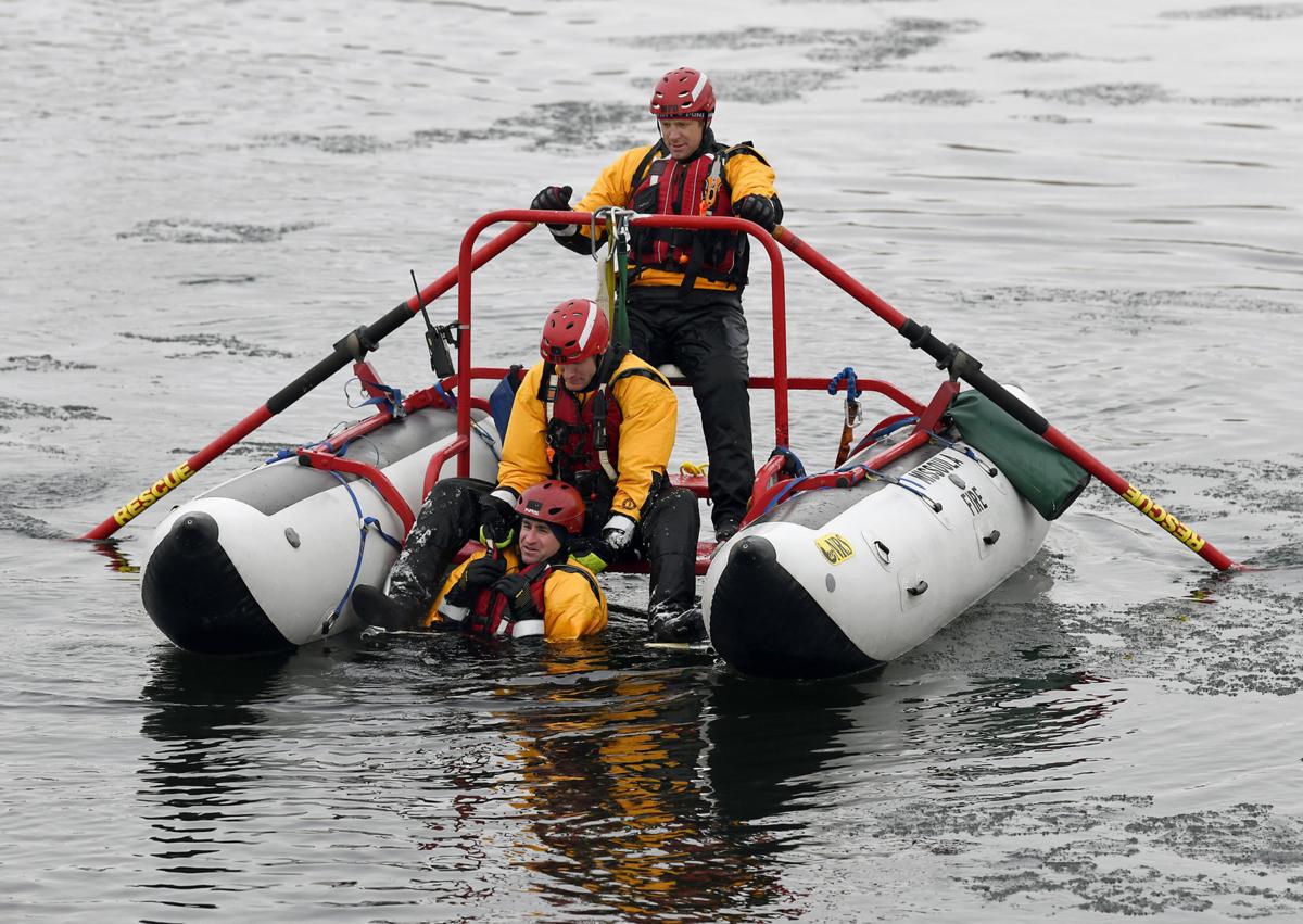 Fire department holds winter river rescue training on Clark Fork ...