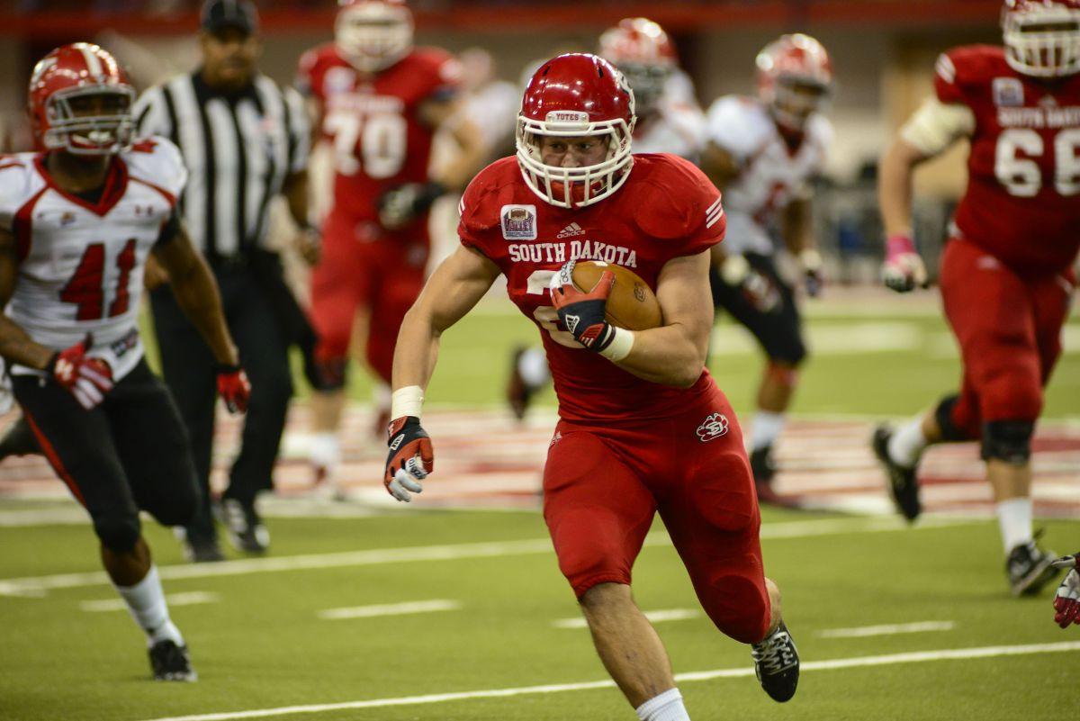 South Dakota ‘bruiser’ will test Montana’s defense | Griz Football ...
