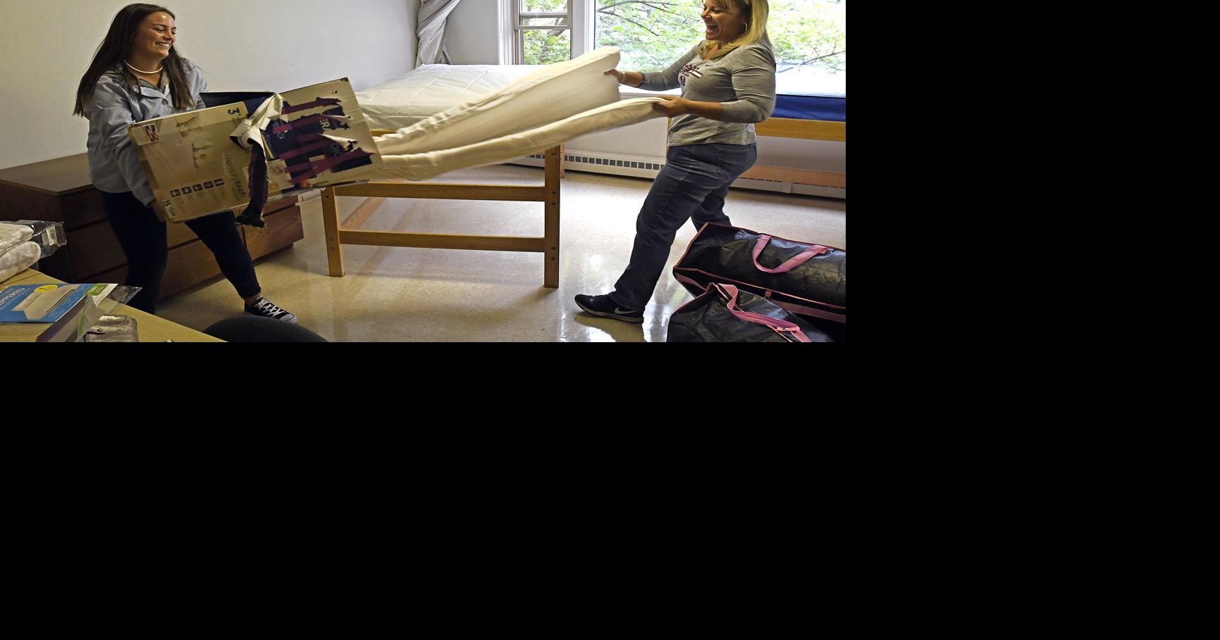 Trying to make dorms feel like home: University of Montana's move-in week