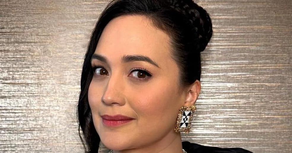 Lily Gladstone rocks earrings by Montana Indigenous artist
