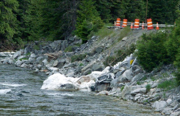 Giant toilet paper rolls remain in Lochsa after truck accident