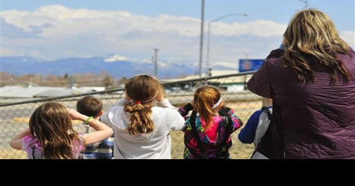 Students seek safer Helena cell tower osprey nest