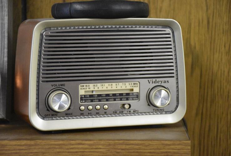 Jefferson County radio mixes country music and crisis edicts