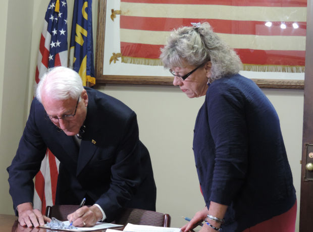 Bohlinger files, stays in Democratic race for Montana's U.S. Senate seat