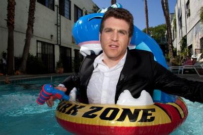 Comedian Mo Mandel bringing stand-up set to Broadway