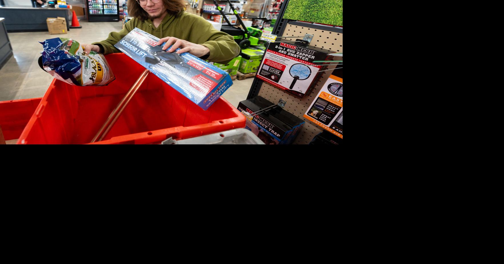 Missoula hardware store opens