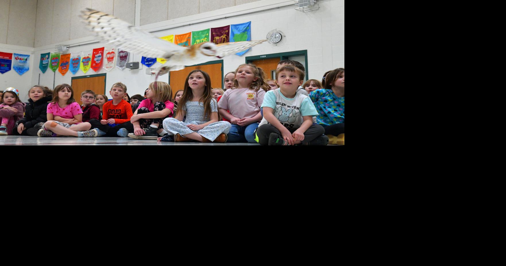 PHOTO GALLERY: Washington West Elementary flock to see raptors from ...