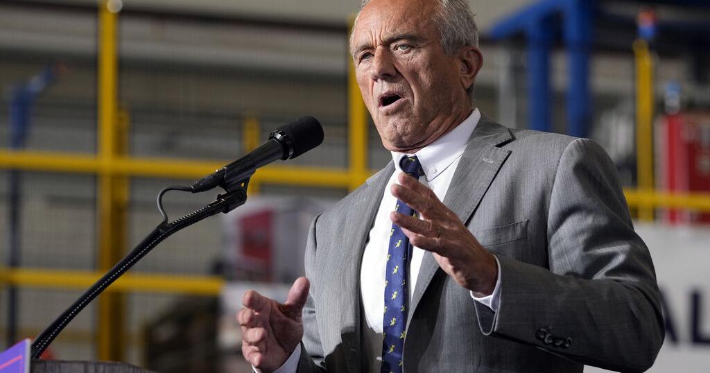 RFK. Jr's family members say he is a 'threat' to Americans' health and ...