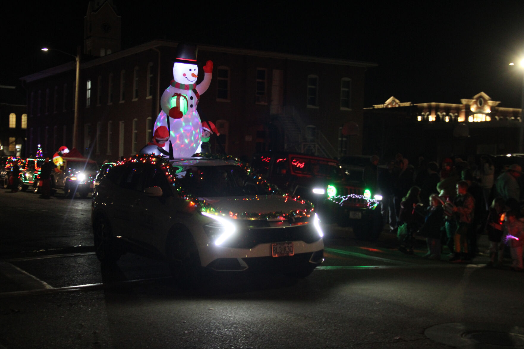 PHOTO GALLERY: Holiday Parade lights up downtown | News | missourian.com