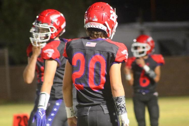 Photos: MALC football vs Mayer, Sept. 20 | Multimedia | mohavedailynews.com