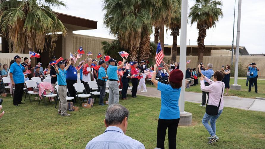 Photos: Celebrating the 52nd anniversary of the Double Ten Day flag ...