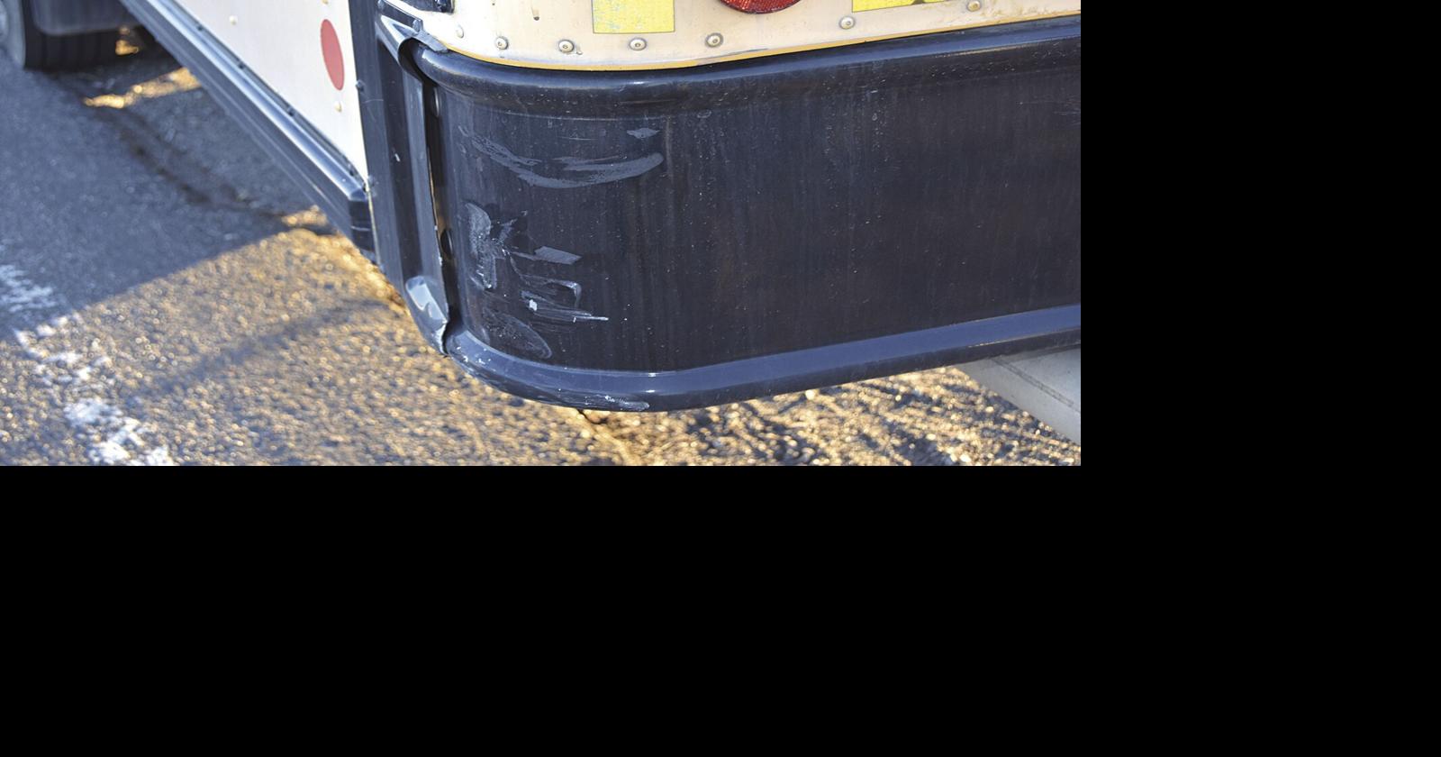 Bus scuffed by hit-and-run driver | News | mohavedailynews.com