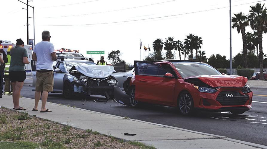 Four-car crash: Chain reaction | News | mohavedailynews.com