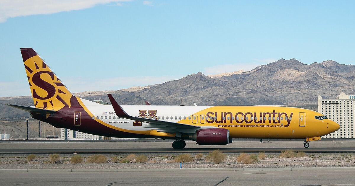 Sun Country's Minnesota Gopher Athletics-branded Boeing lands at ...