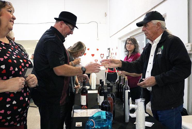 Kiwanis Wine & Jazz: A Night of Amore | News | mohavedailynews.com