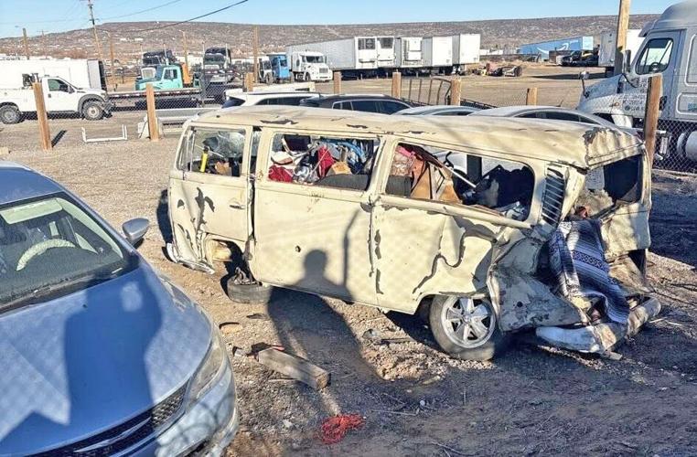 Former Lake Havasu City residents involved in VW bus crash search for missing dog amid recovery ...