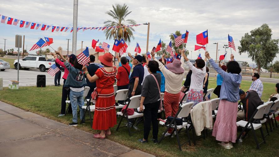 Photos: Celebrating the 52nd anniversary of the Double Ten Day flag ...