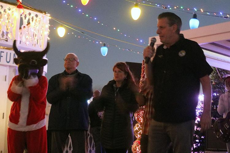 Second annual Bullhead City Light Up the Night celebration shines ...