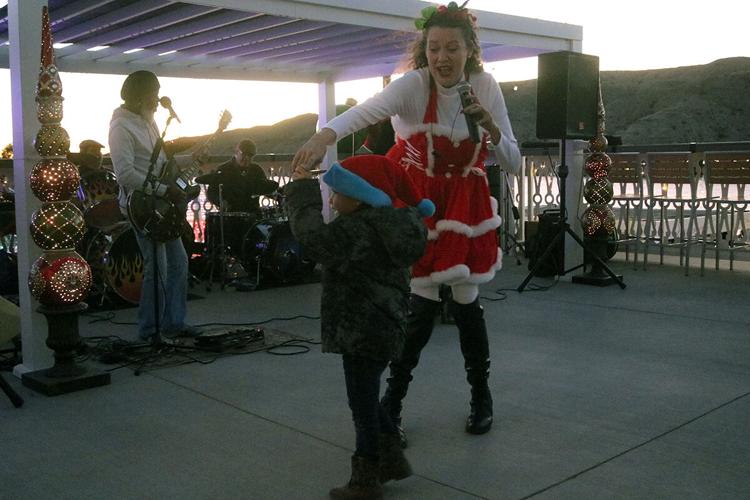 Second annual Bullhead City Light Up the Night celebration shines ...