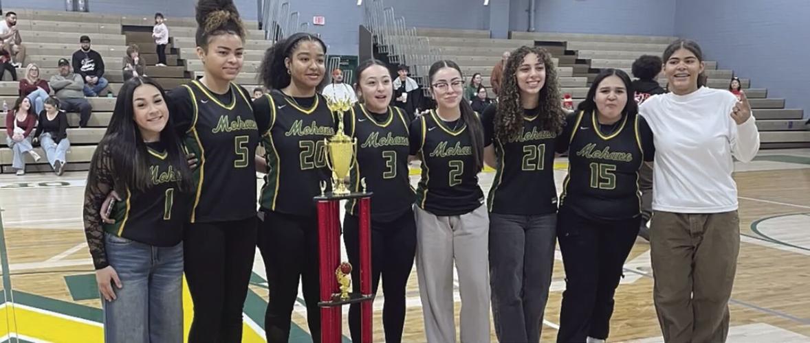 Mohave High School basketball teams win Holiday Shootout Tournament | News | mohavedailynews.com