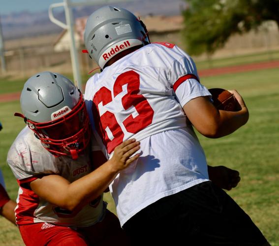 Photos: River Valley Football, Aug. 14 | Multimedia | mohavedailynews.com