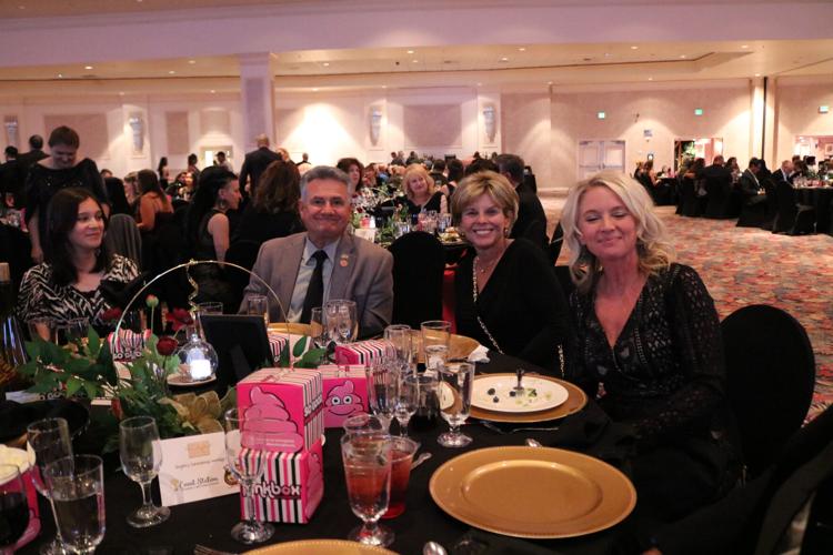 Hecht named Citizen of the Year at CAAs | News | mohavedailynews.com