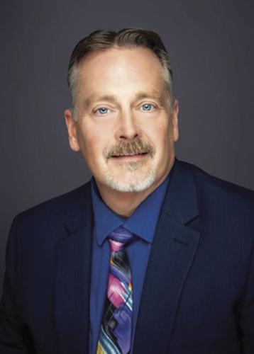 Hecht named Citizen of the Year at CAAs | News | mohavedailynews.com