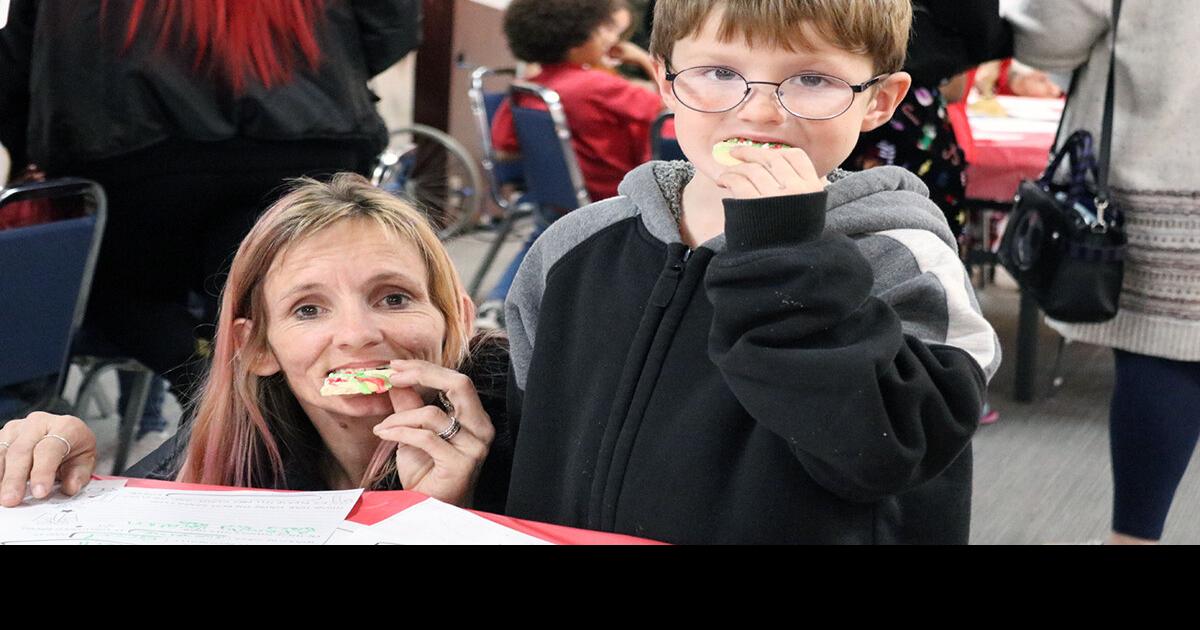 Rose Larsen and Azazel Boyea 7.jpg | | mohavedailynews.com