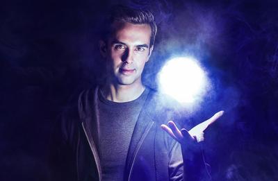 No small wonder: Michael Carbonaro proves his magic isn’t just TV ...